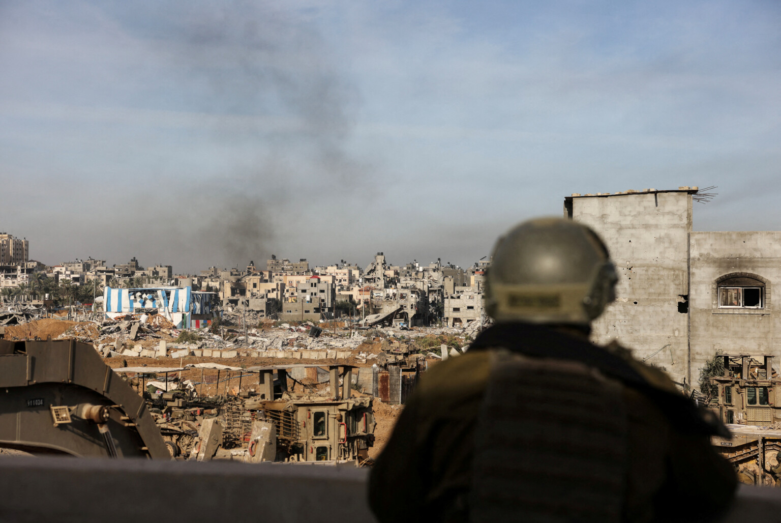 Gaza: Israel’s AI Human Laboratory – The Cairo Review of Global Affairs